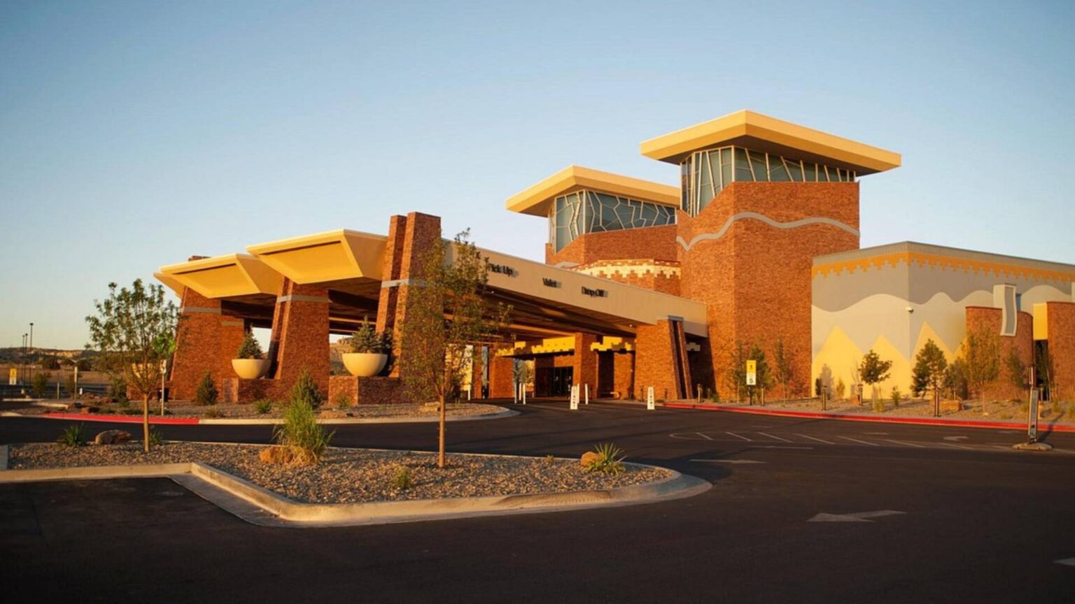 Northern Edge Navajo Casino Celebrates 14-Year Anniversary on January ...